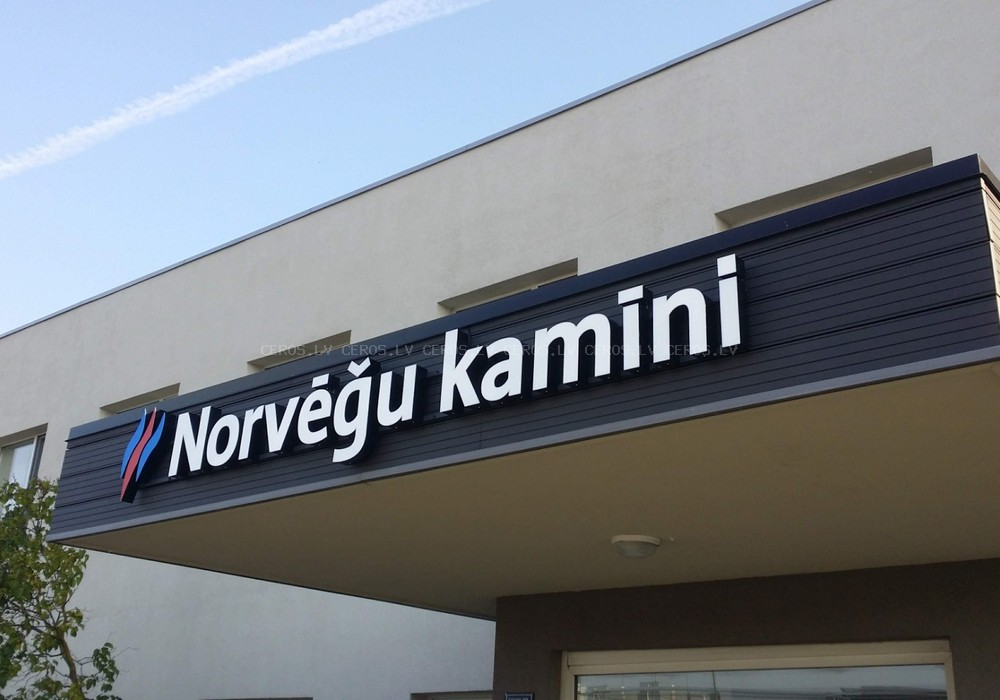 Vizuālās un gaismas reklāmas izgatavošana, stendu noma un pārdošana.